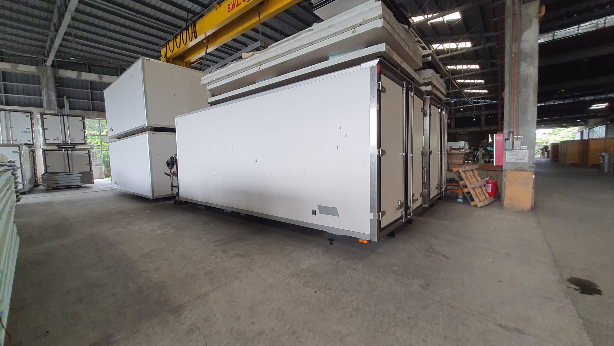 Reefer Van - MITSUBISHI | FUSO PILIPINAS Reefer van Canter L300 ...